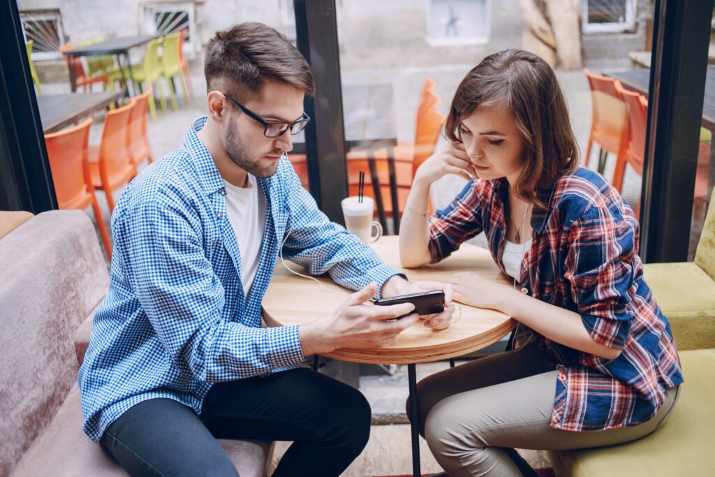 Searching for Love: 10 Ways Dating Is Different for Baby Boomers and ...