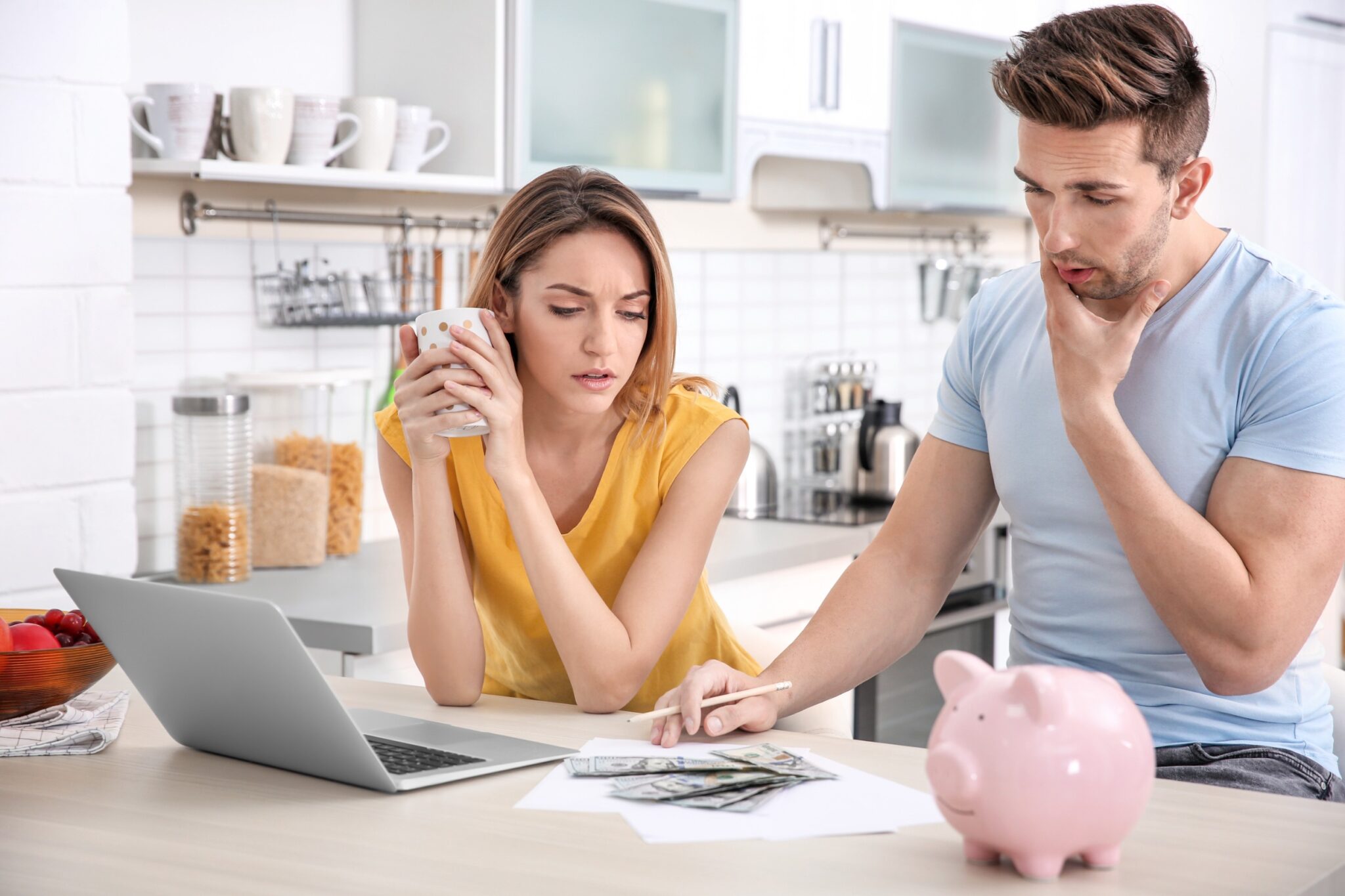 16 Warning Signs You’re Heading Towards Financial Instability