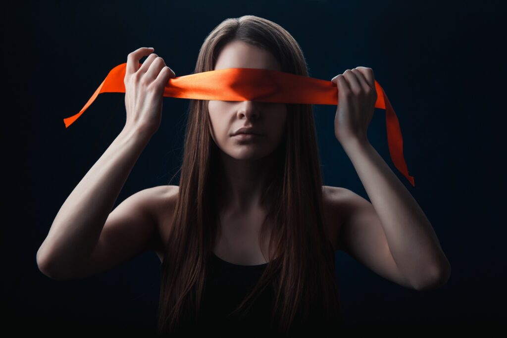 The Dangers of Blind Faith: 10 Examples from Notorious Cults